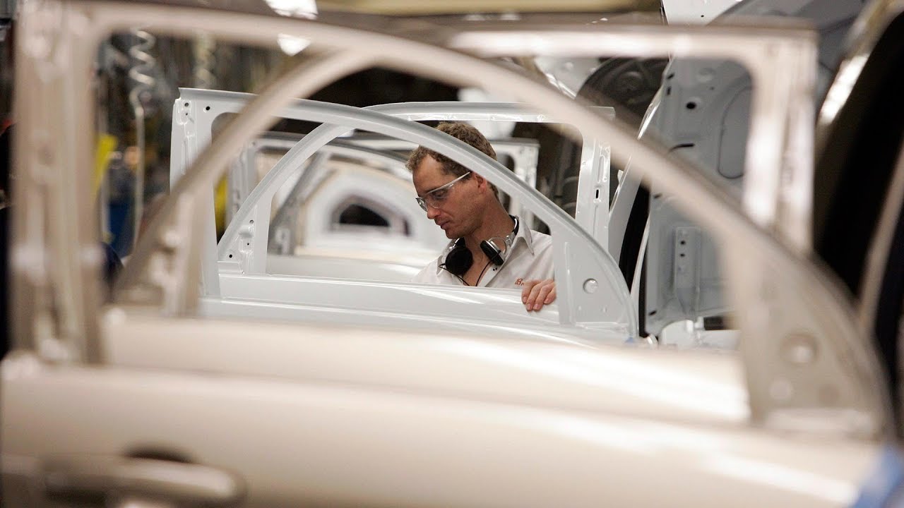 Trump's auto tariff would be 'catastrophic' for Canada