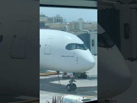 Brand new Emirates Airlines A350-900 #aviation #shortsvideo #emirates #a350 #airbus #dxb #travel