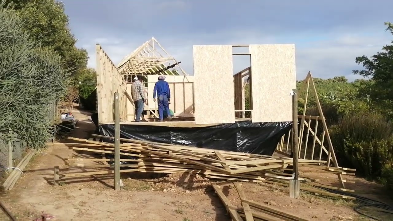 Nutec House Building 180m2 Project www.pinnaclehomes.co.za 0742464182 Michael