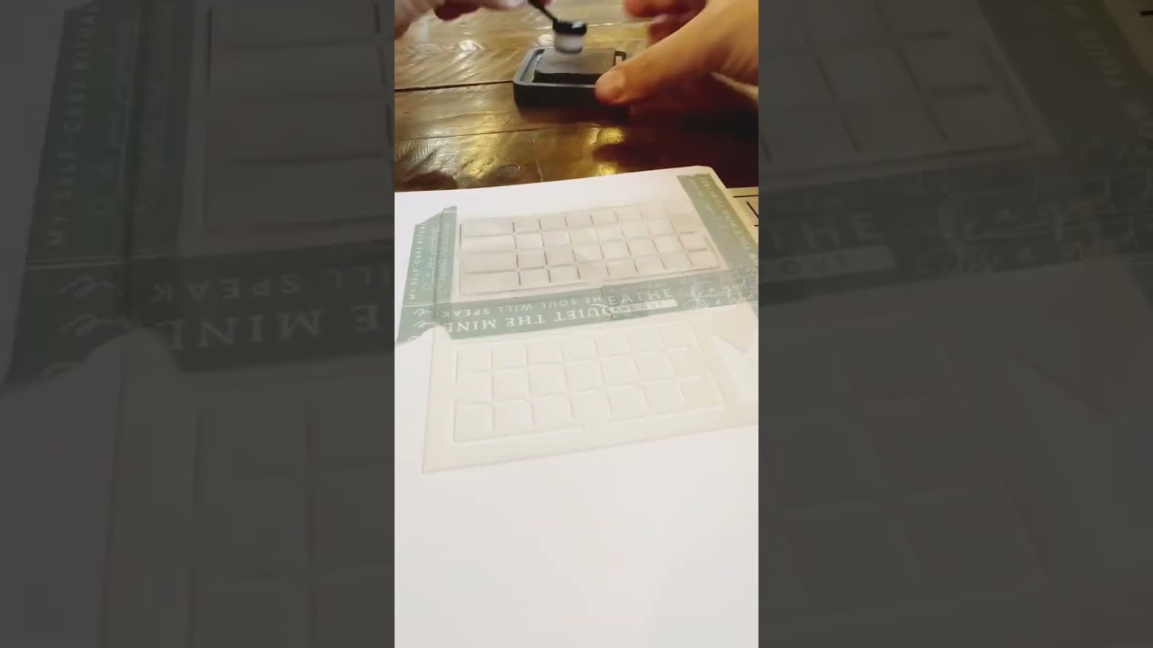 It’s SO Easy! Making habit trackers with stencils and #distressoxide ink