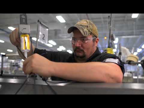 Flight Path Topic Series: Manufacturing | Boeing and Discovery Education