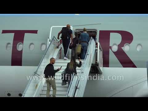 Qatar Airways Airbus A330 at Nice Cote D'Azur airport, passengers board