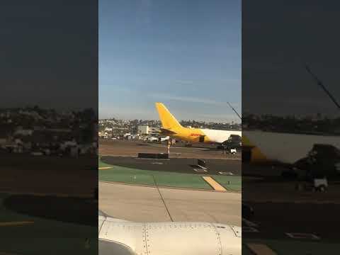 Southwest Airlines taxiing and Takeoff from San Diego International Airport