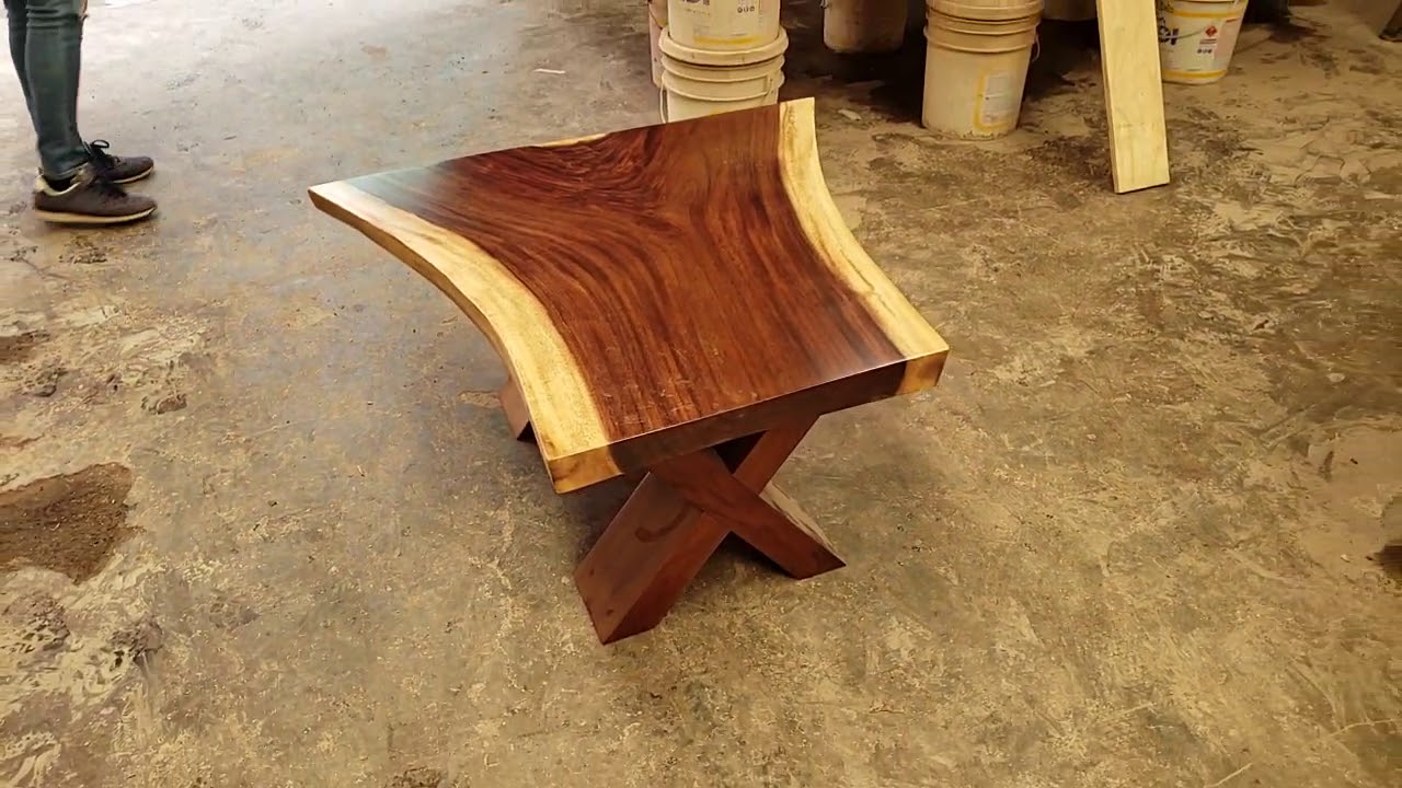 Mesa de Centro de madera de Parota con beta