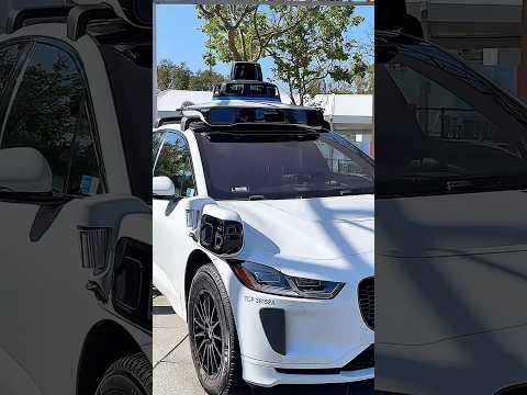 This Car Has No Driver… Just LiDAR, and Cameras, and Radar 🚘🤖 #waymo