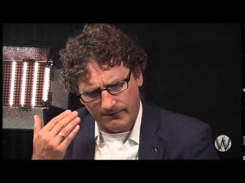 Dirk Poot legt uit waar de Piratenpartij voor staat. Something cool ...