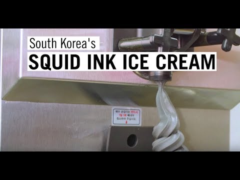 Let's Try Squid Ink Ice Cream!