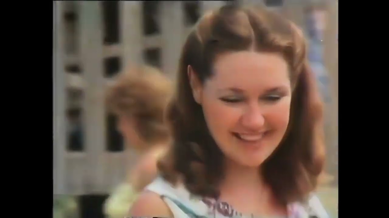 Shell Report Australia 1982 TVC - Middlemount Queensland town