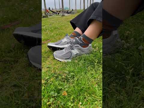New Balance 2002R π