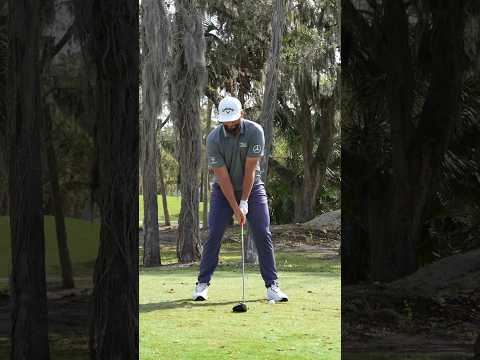 Jon Rahm hitting draw with driver. How about the club at address? 👀
