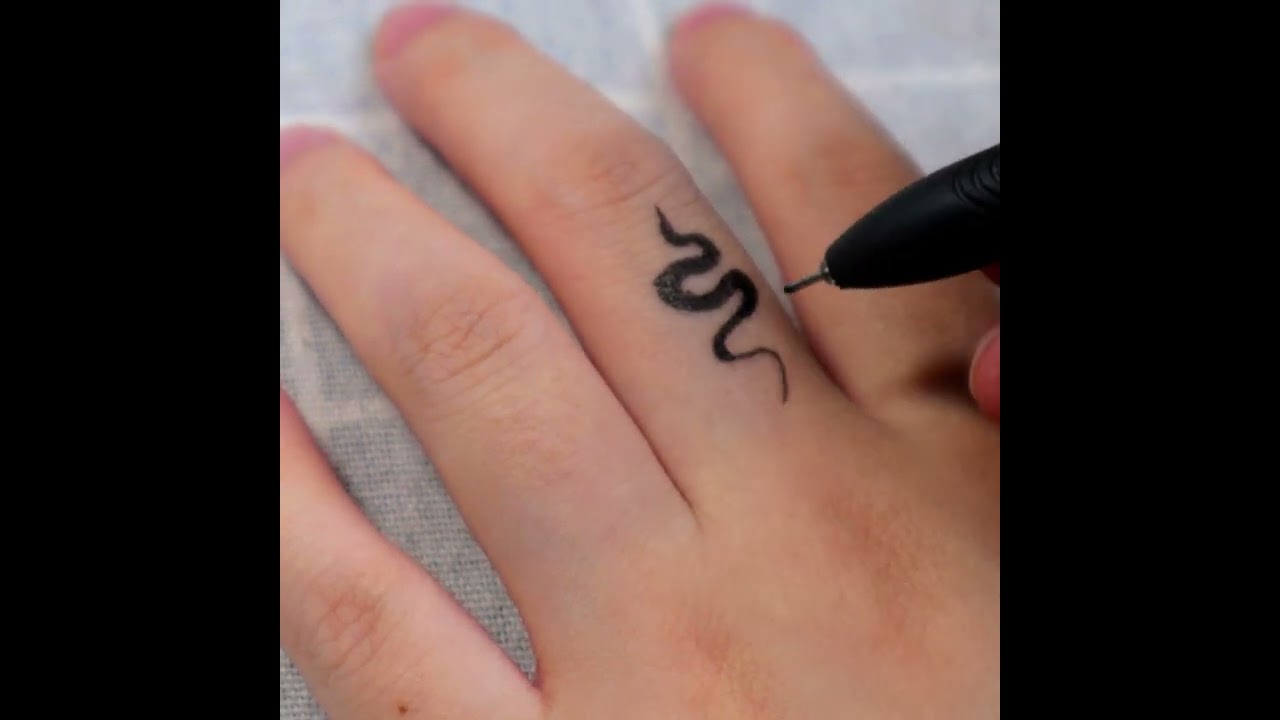 🎶♥️snake tattoo  #tatoo #fyp #shorts