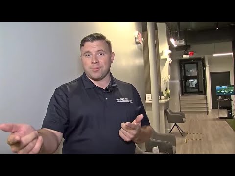 New indoor golf experience opens in Honolulu
