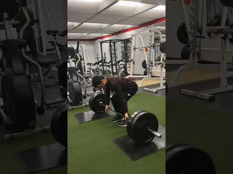 Deadlifting 225 lbs (102 KG)!