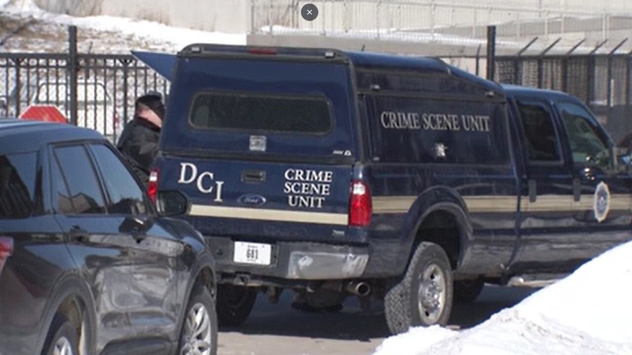 Law enforcement expert explains preparation for serving a warrant