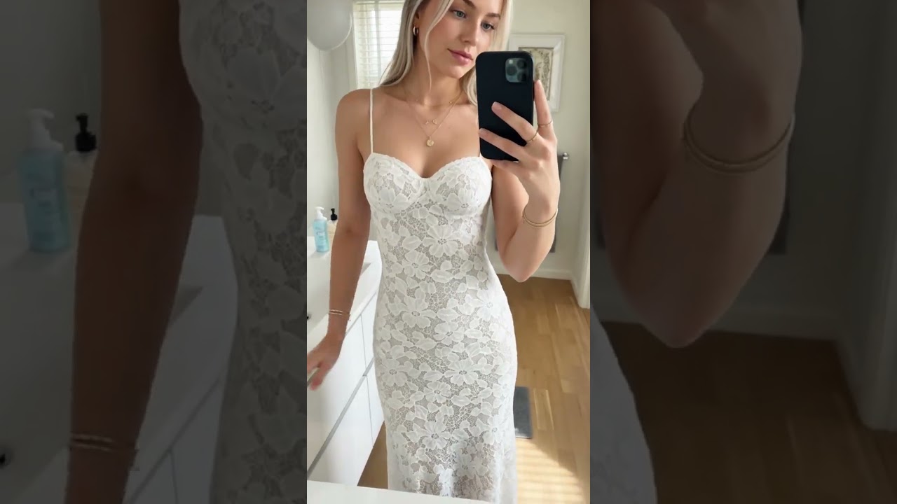 Found the most romantic dress for a summer night. 🕯️✨