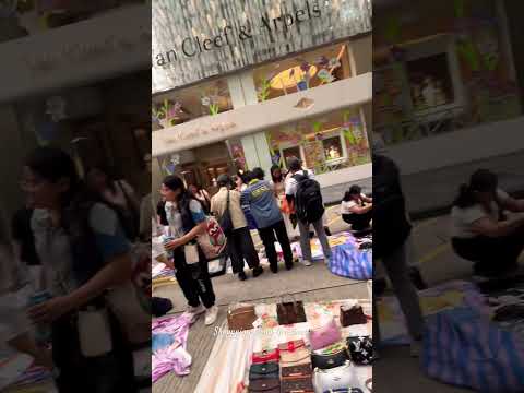 FASHION BAGS/Ukay ukay sa Chater Road Central #shortsfeed #affordableproducts @Shorts @hongkong