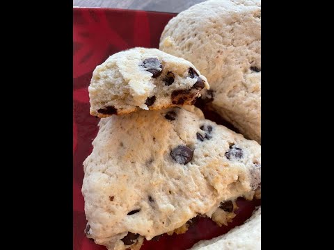 Easy Eggless Chocolate Chip Scones