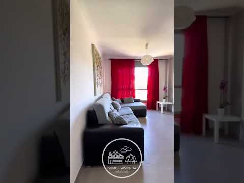 APARTAMENTO SEMINUEVO CON GARAJE EN SANXENXO