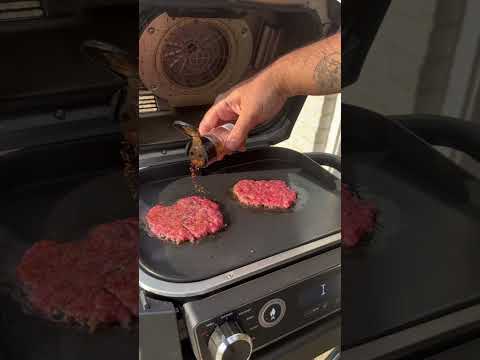 Ninja Woodfire Grill Smash Burgers!