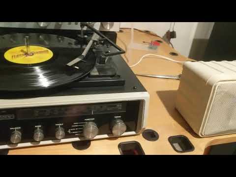 Vintage Sony HP-140 stereo music system demo