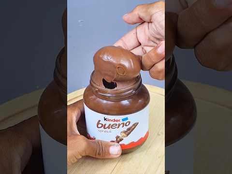 How To Eat Kinder Bueno Chocolate Spread