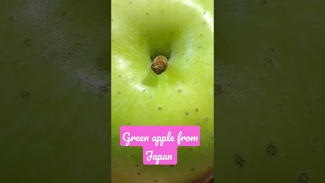 CHOOSING  EXPENSIVE GREEN APPLE FROM JAPAN #trendingshorts