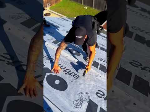 This is a roofing job done by a professional and is popular in the United States.#roofing #roof ing
