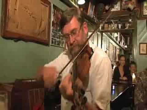 Live Traditional Music at the Ould Bridge Bar