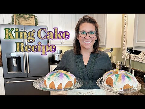 How to Make King Cake | A Mardi Gras Favorite! 👑