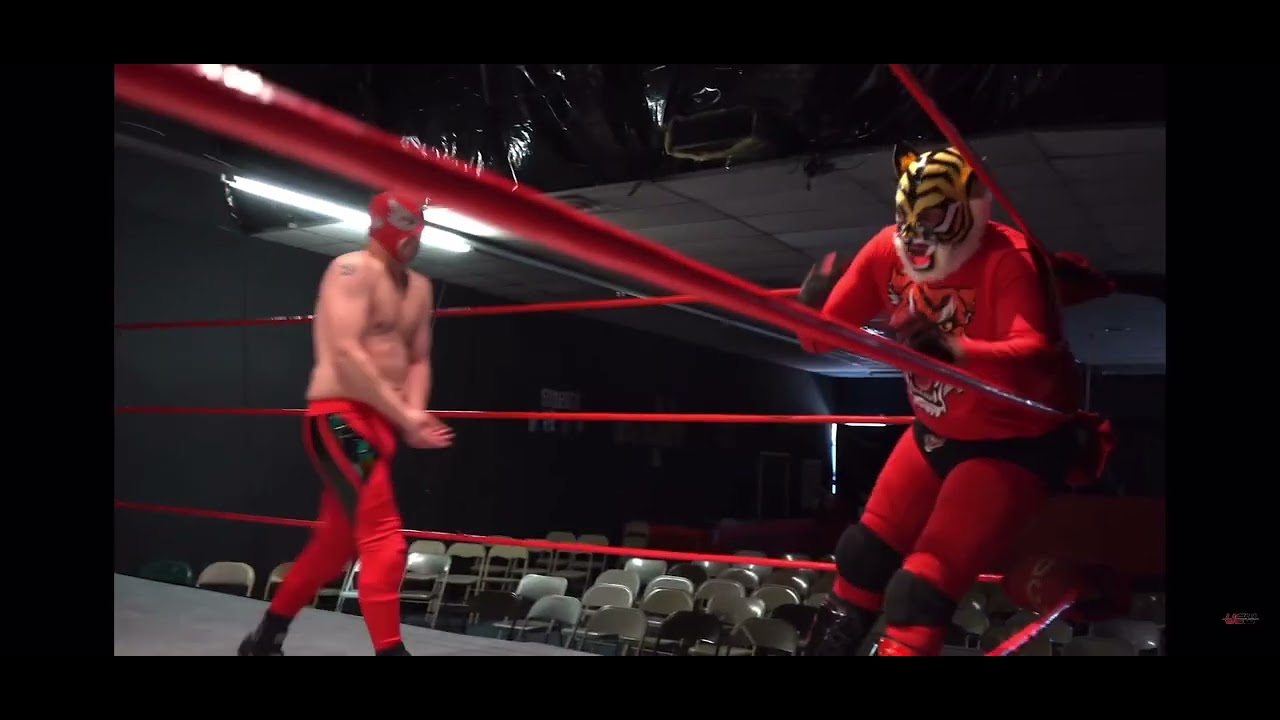 Great Tiger vs The Red Rocket