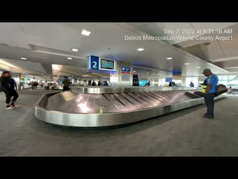 Spirit Airlines Gate D16 to Baggage to Parking at Detroit Wayne Int Airport, Michigan, Sep 02, 2022