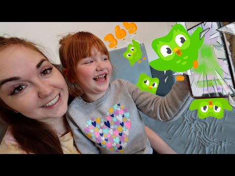 Adley Learns to READ!! Learning routine, eating Healthy Snacks, Duolingo ABC game with Mom and Dad