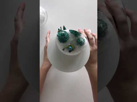 *DIY* DOLLAR TREE SNOW GLOBE || LIGHTS UP || $1 CRAFTS # Shorts