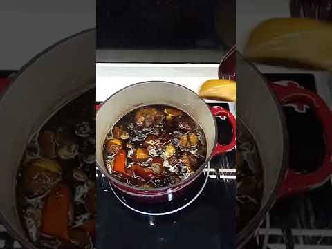 Black vinegar chicken and crispy fried lotus root snack
