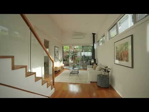 31 Quarrion Lane, Northcote