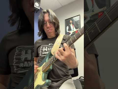 Every Church Guitarist in 10 second #church #gospel #guitar #tomofujita #reverb #chords #triads #002