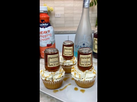 Hennessy Cupcakes 🧁 #shorts
