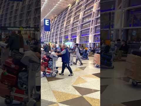 Jeddah Airport Saudi Arabia 🇸🇦 #Airport #shortvideo #travel #jeddahairport #trending #love