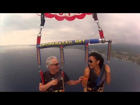 Flyin' High with UFO Parasail in Kailua Kona, Hawaii