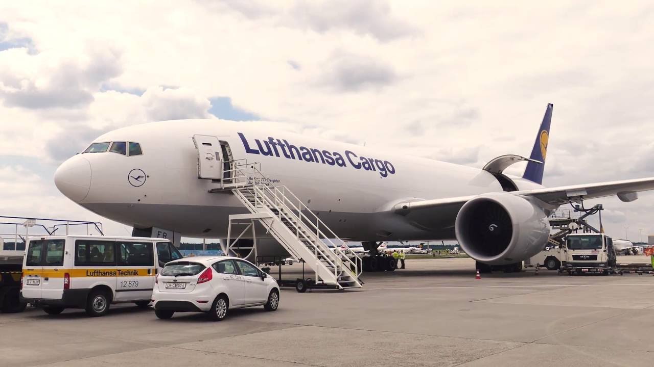 Lufthansa Cargo Animal Lounge (EN)