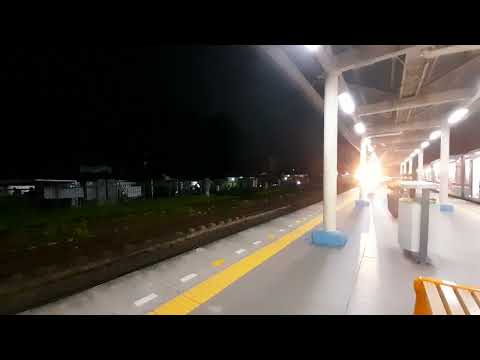 K.A 89 Gaya Baru Malam Selatan Ngebut Parah di Stasiun Tambun.