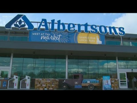 Albertsons tries to go public as the stock market becomes volatile because of the coronavirus