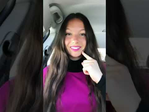 How to sign “CANDY” in American Sign Language (ASL)