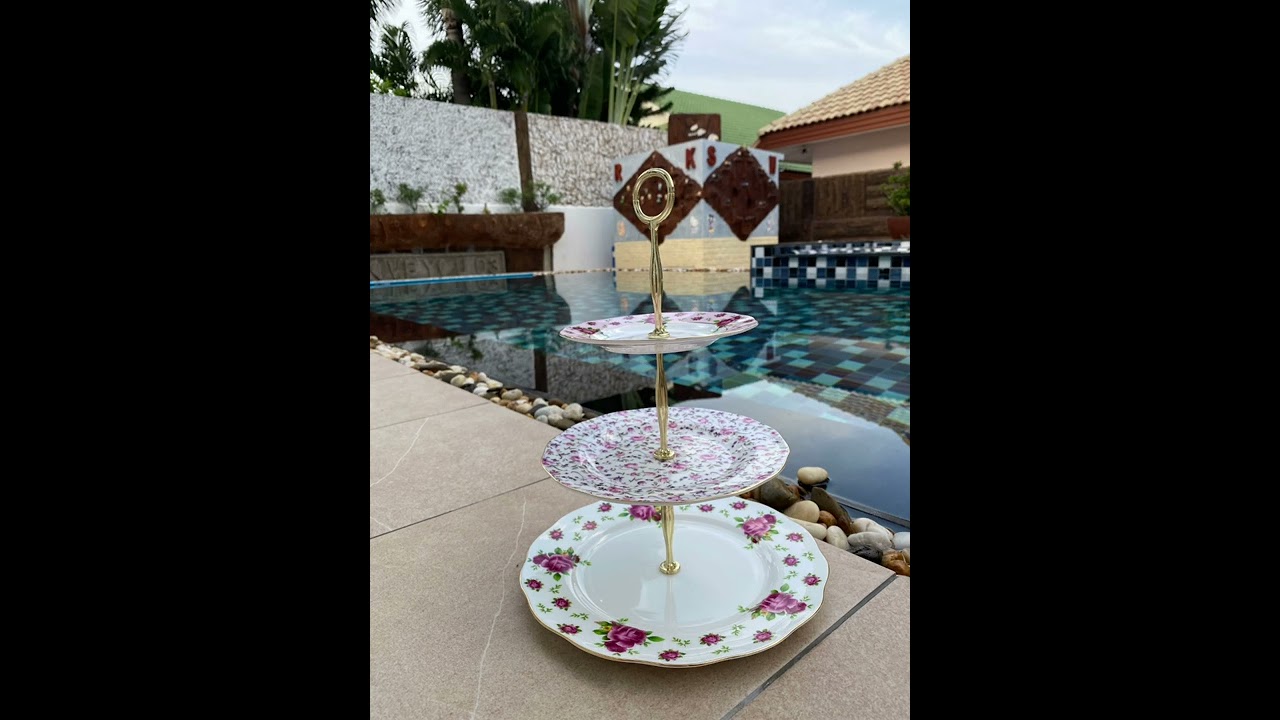 Royal Albert 3 tier cake stand