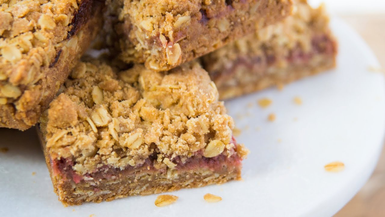 Rhubarb Crumb Bars