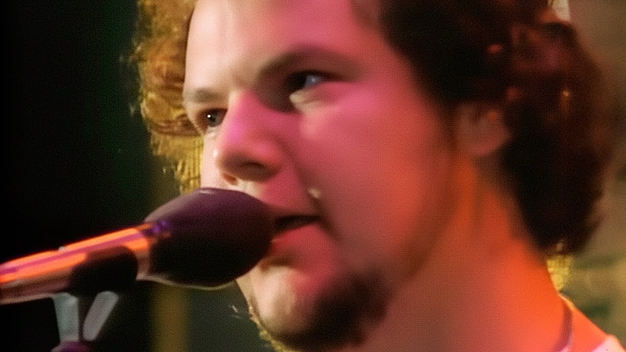 Christopher Cross - Arthur's Theme (Best That You Can Do) [Official Music Video]