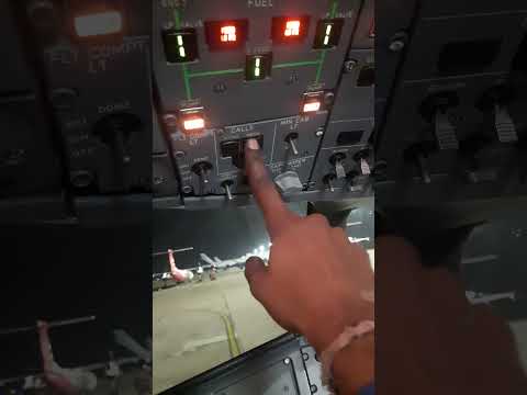HORN ON PLANE??🤔🤔.....#airplanes #aviation #flying #aircraft #amazing