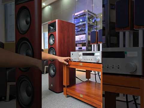High-performance floorstanding loudspeaker | JBL Studio 698W with SA750 Stereo Amplifier