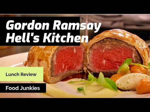 Gordon Ramsay Hell's Kitchen Las Vegas Review$200 Lunch - Trying Beef Wellington