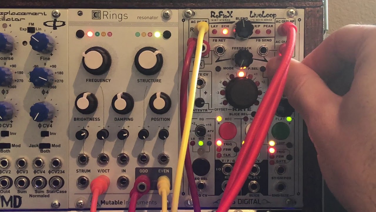 Reflex Liveloop as a glitchy reverse pitch shifting stereo delay